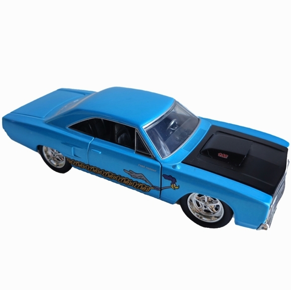 Warner Bros. | Toys | 24 Jada Toys Looney Tunes Car Wile Ecoyote 197 ...